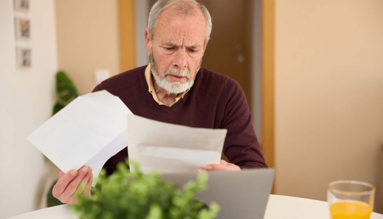 Oproep aan AOW'ers: let goed op de nieuwe bedragen | PlusOnline