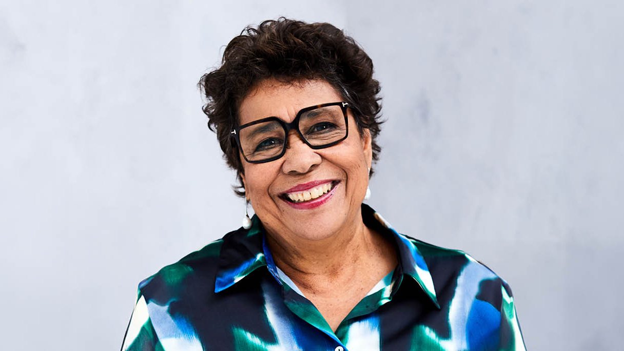 Noraly Beyer: 'De Spaanse vlieg' | PlusOnline