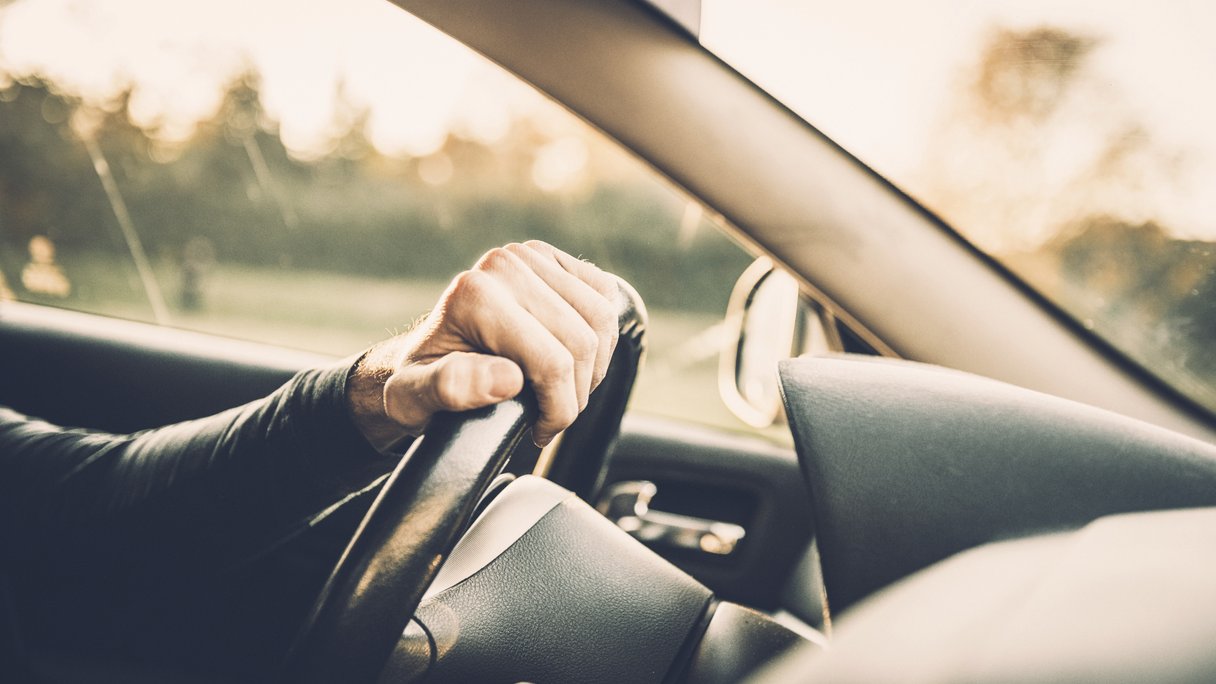 Stuur aan op veilig autorijden | PlusOnline