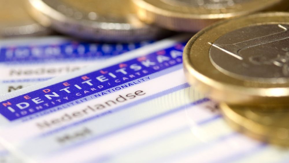 Hoe kan ik mijn achternaam veranderen? | PlusOnline