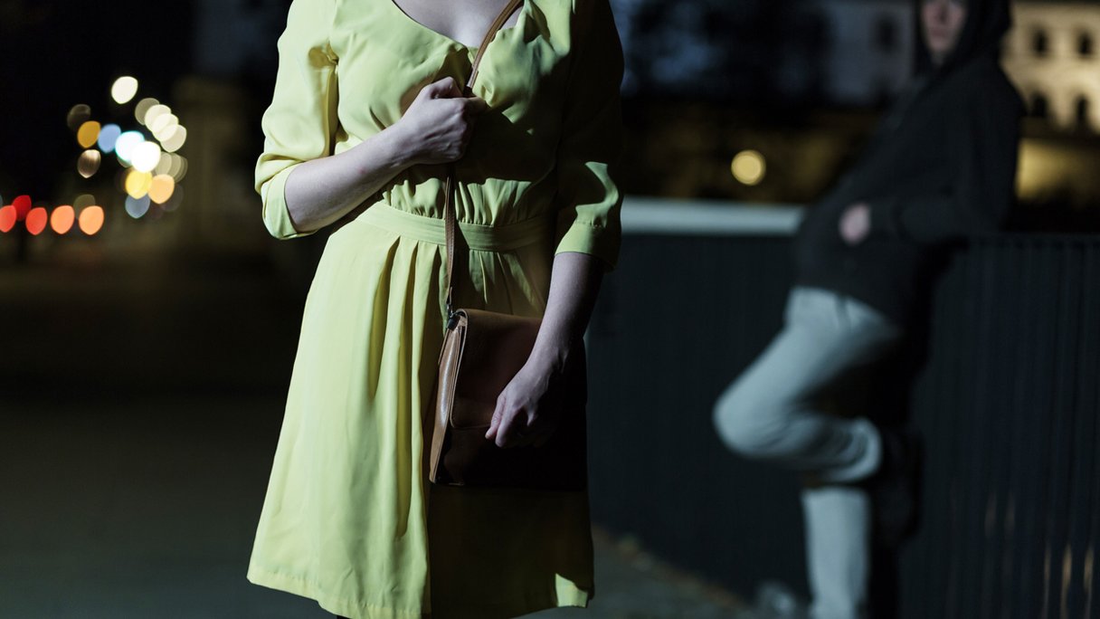 Stelling: naroepen op straat moet strafbaar worden | PlusOnline