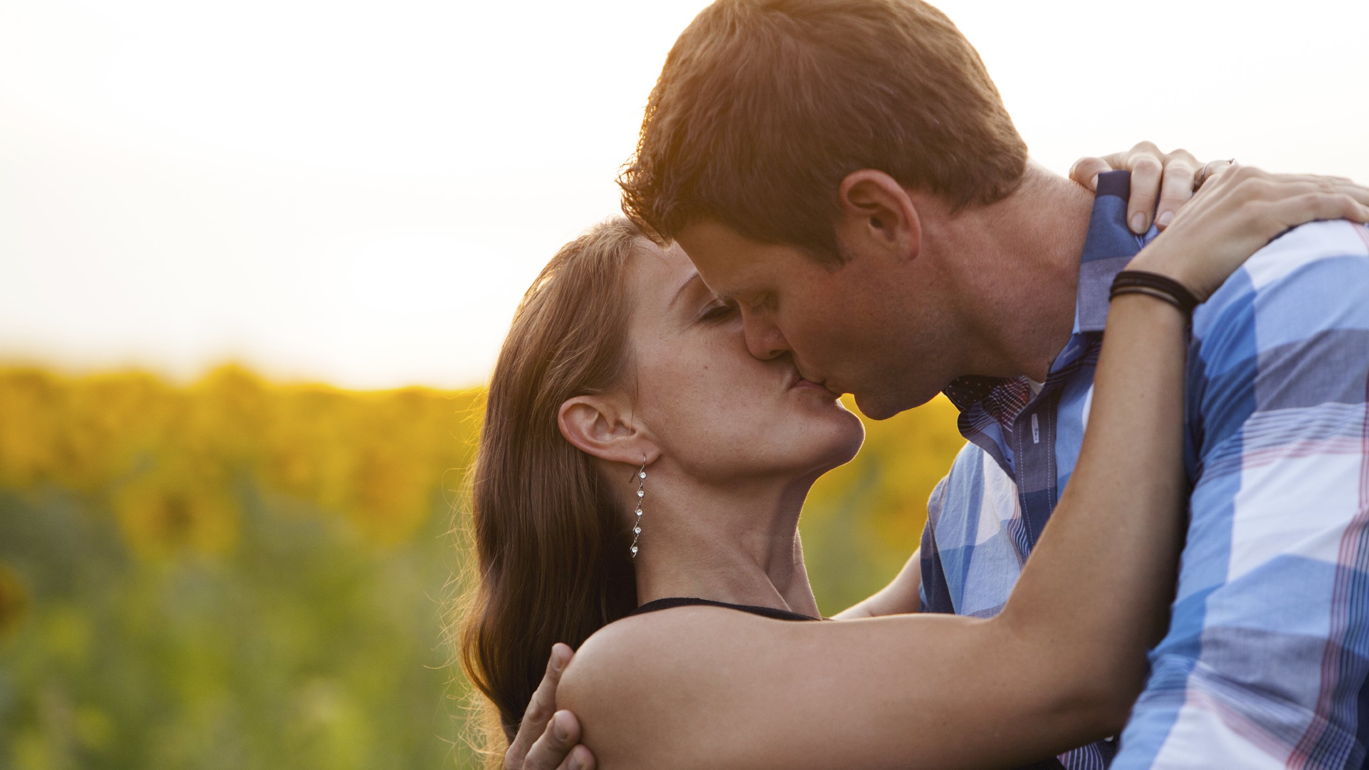 Zoenen is gezond | PlusOnline